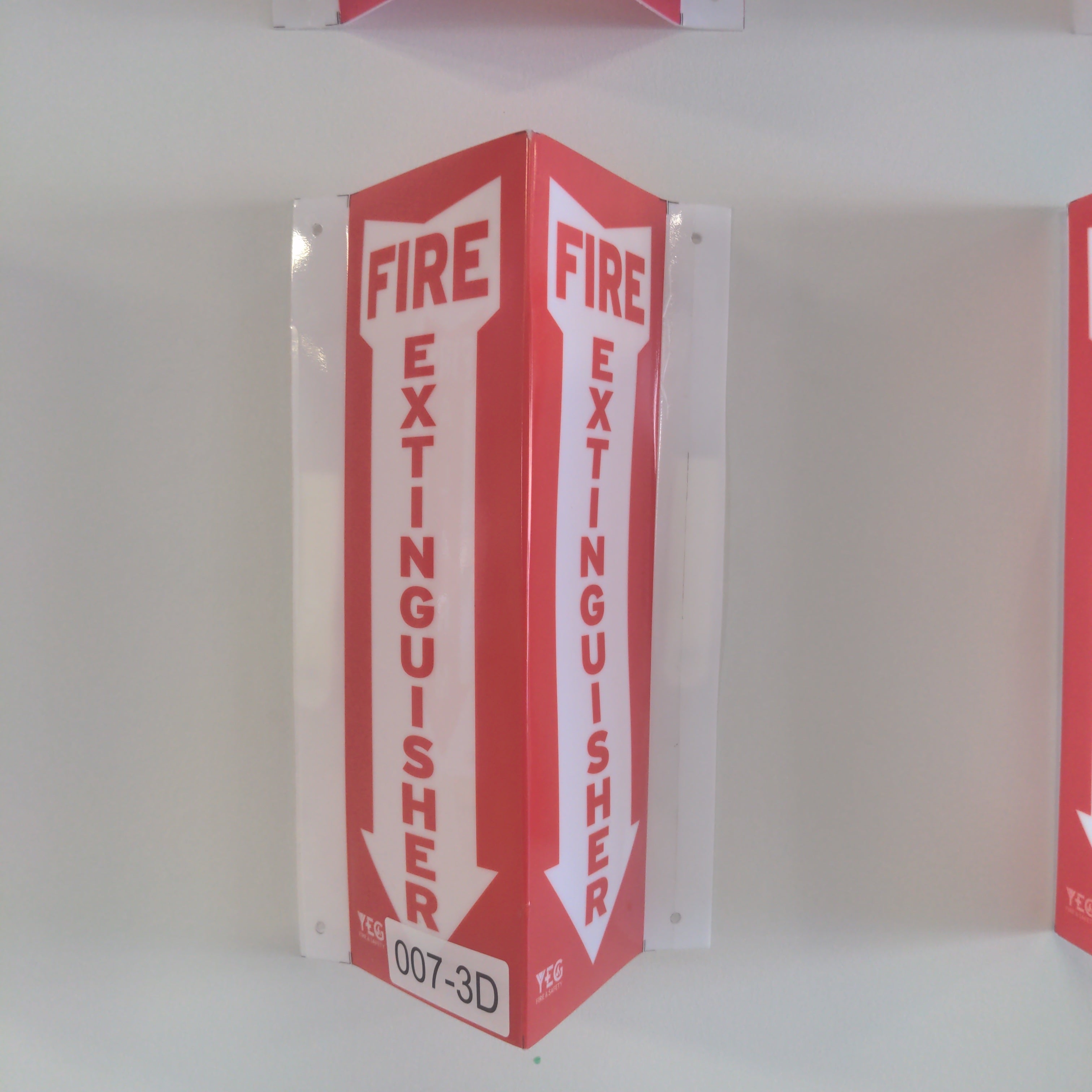 SIGN-007-3D Fire Extinguisher Arrow Sign - 12" x 4" panels. - 3D Stand ...